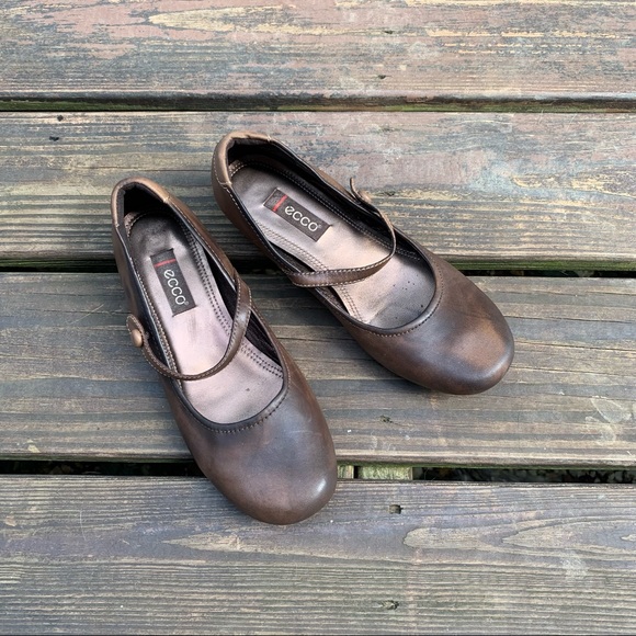 Ecco | Shoes | Ecco Chocolate Mary Janes Low Wedge Size 38 | Poshmark